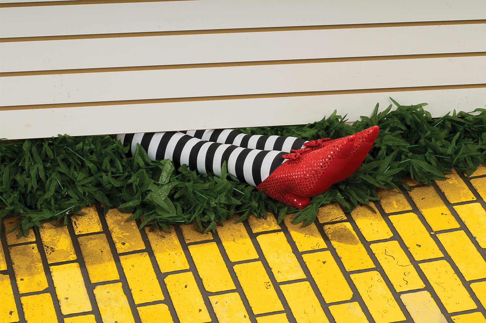 The Wizard Of Oz Deluxe Wicked Witch East Legs With Ruby Slippers Decor Prop Ebay